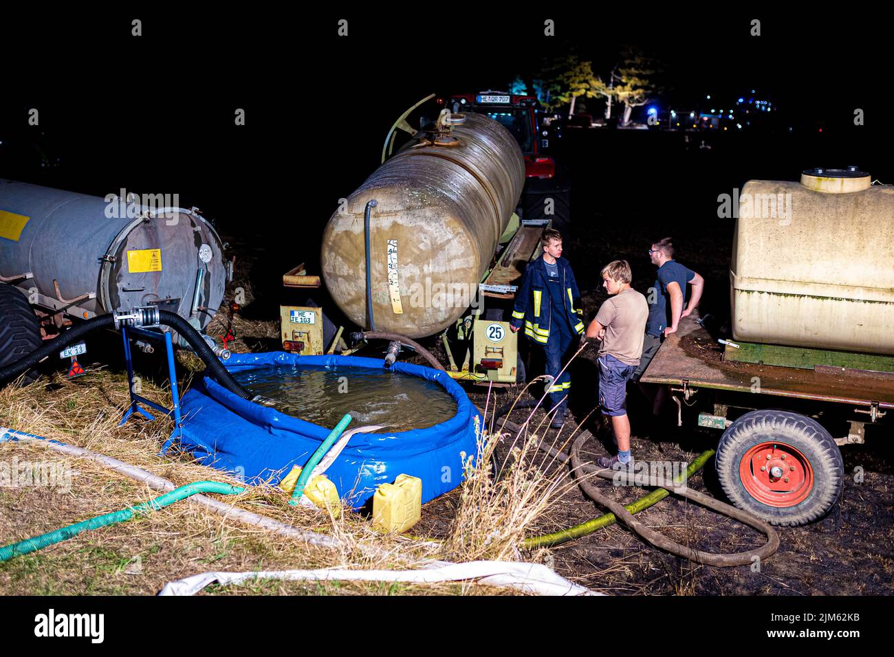 Firefighting fire seasons hi-res stock photography and images - Alamy