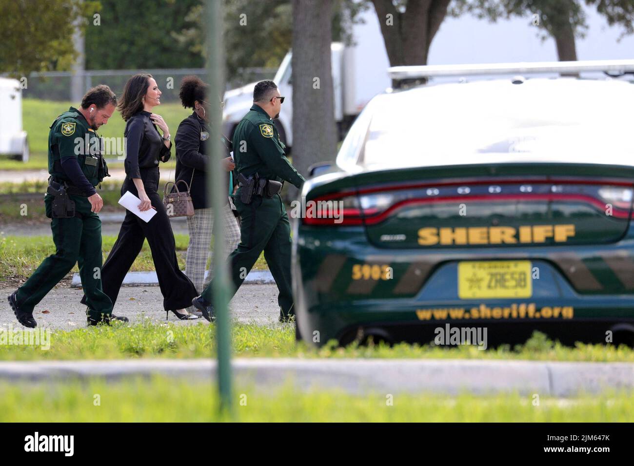 Parkland shooting scene hi-res stock photography and images - Alamy