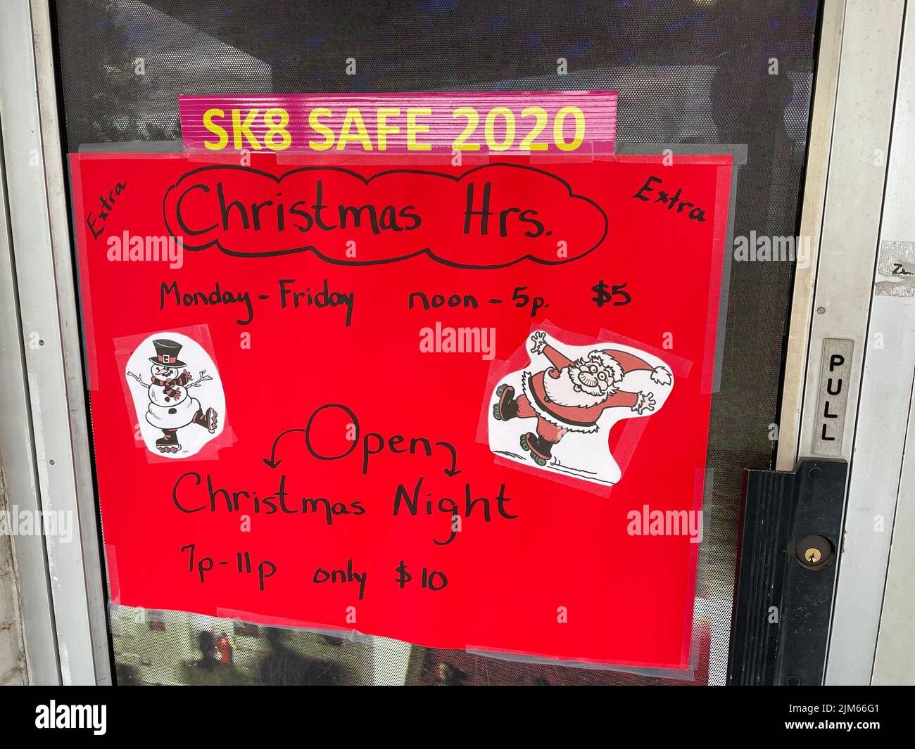 Augusta, Ga USA - 12 25 21: Vintage throw back Skateland Roller skate ...