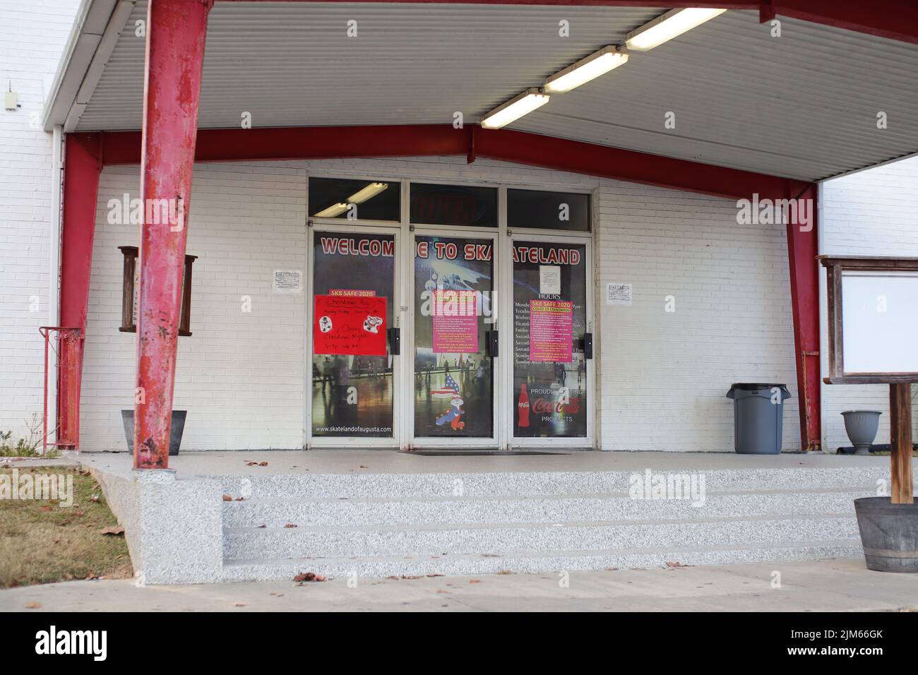 Augusta, Ga USA - 12 25 21: Vintage throw back Skateland Roller skate ...