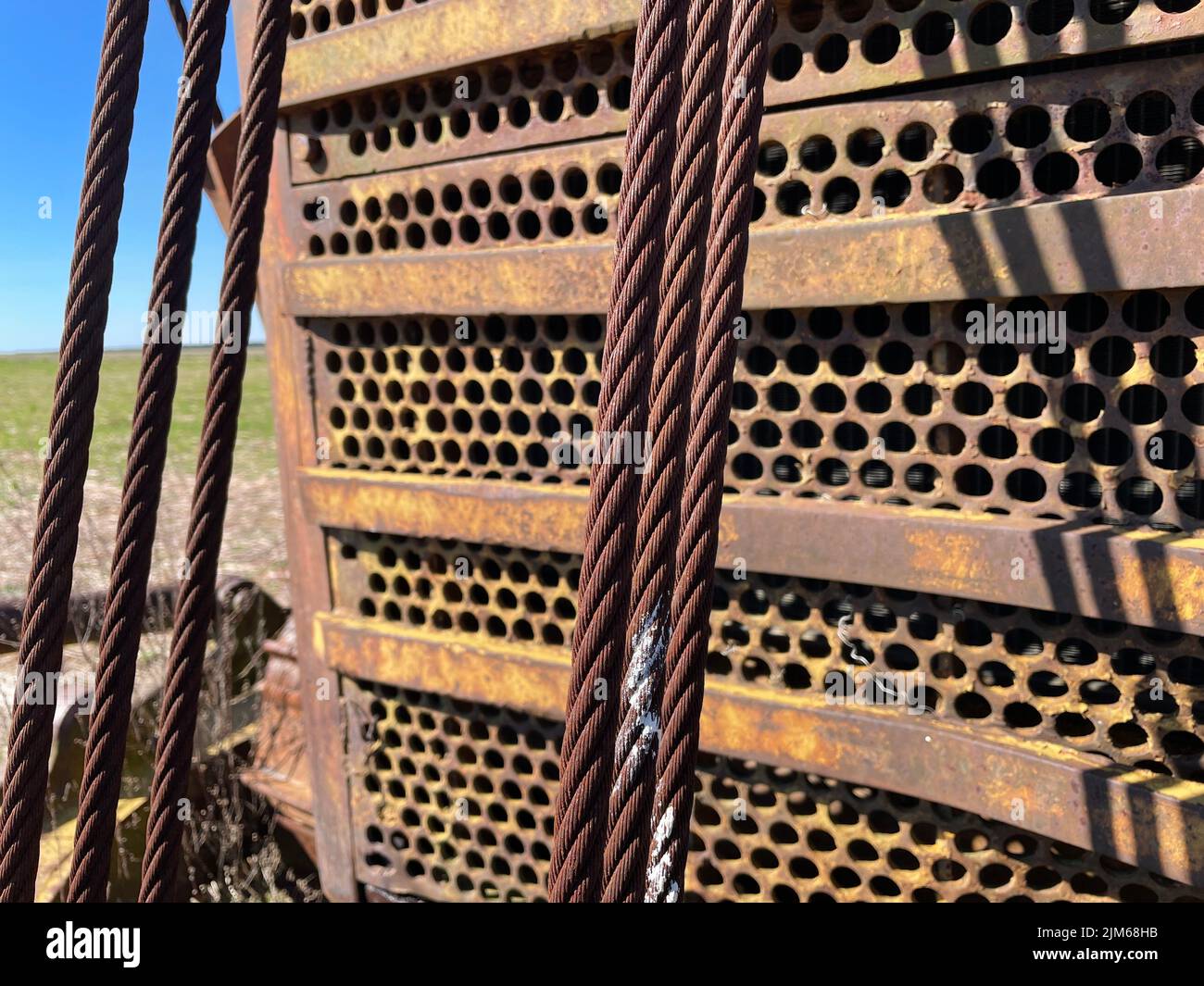 Rusted cables hi-res stock photography and images - Alamy