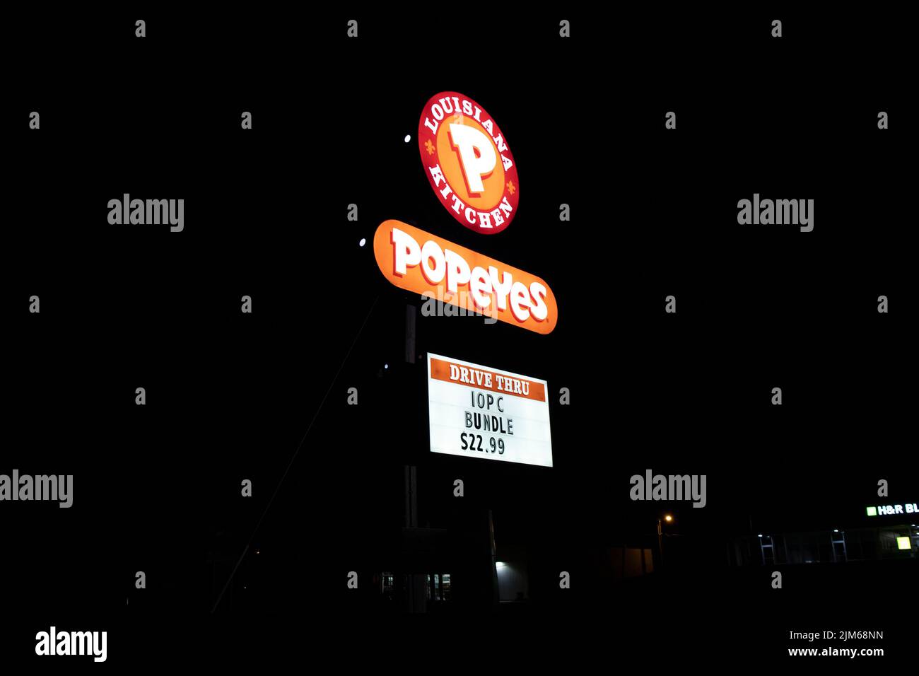 Augusta, Ga USA - 10 18 21: Popeyes fast food street sign at night ...