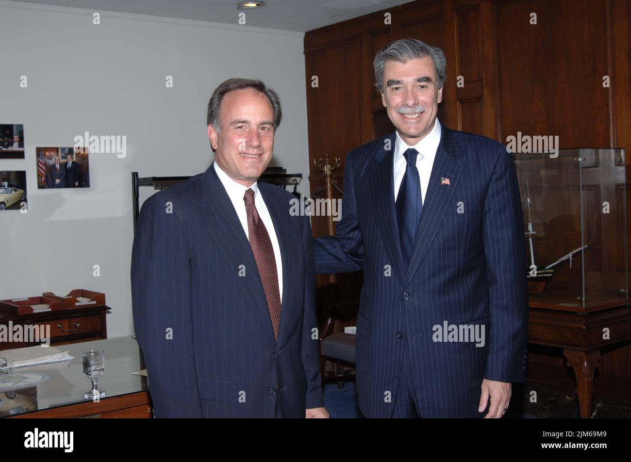 Verizon ceo ivan seidenberg hi-res stock photography and images - Alamy