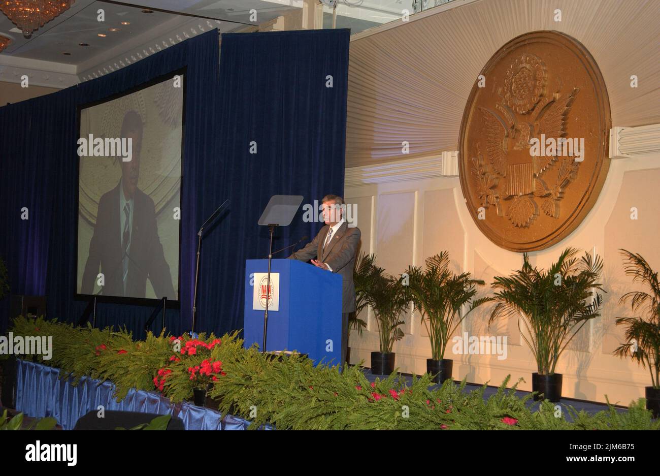Office of the Secretary - Secretary Carlos Gutierrez with National Auto ...