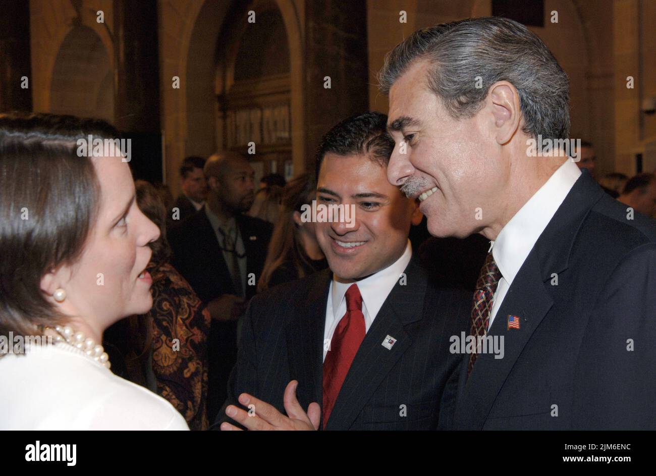 Office of the Secretary (Carlos Gutierrez) - Israel Hernandez Swearing ...