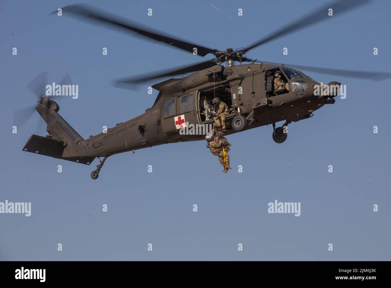 U.S. Soldiers assigned to 101st Airborne Division's (Air Assault ...