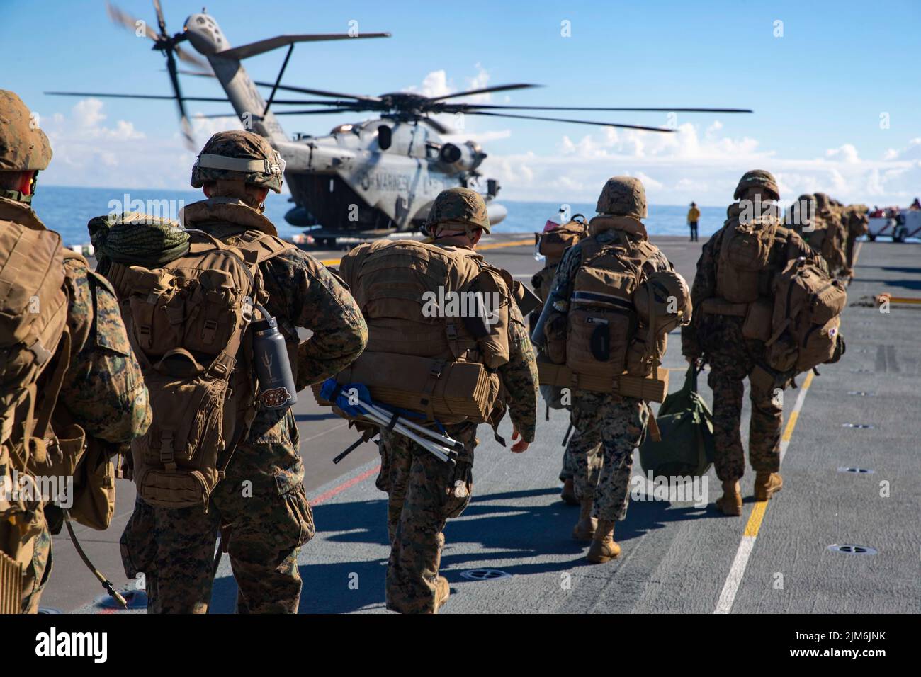 220803-N-VJ326-4274 PACIFIC OCEAN (Aug. 3, 2022) – U.S. Marines ...