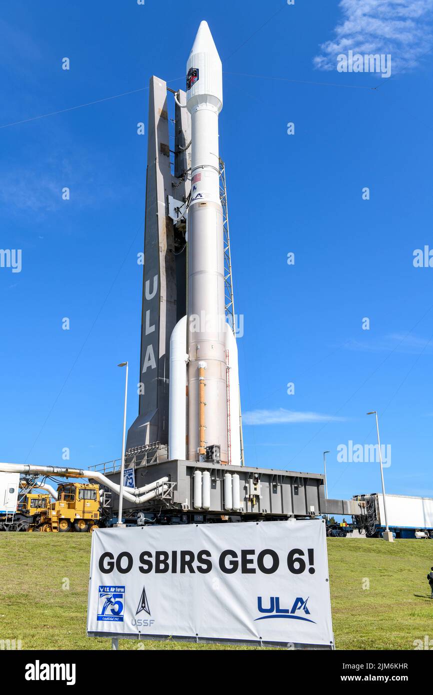 A ULA Atlas V rocket that will launch the sixth Space Based Infrared ...