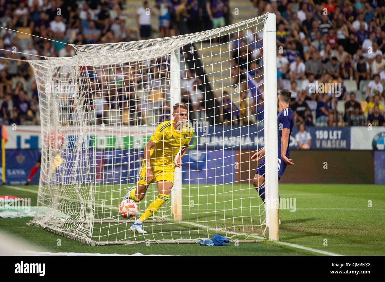 Bojan radulovic hi-res stock photography and images - Alamy