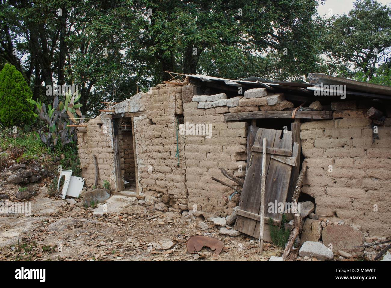 A Abandoned rural house in Mexico Stock Photo - Alamy