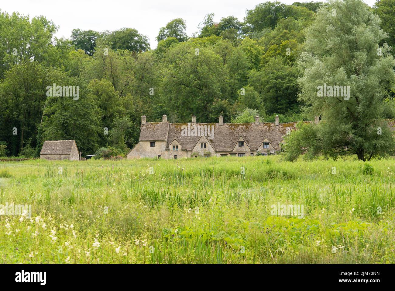 Estate bibury hi-res stock photography and images - Alamy