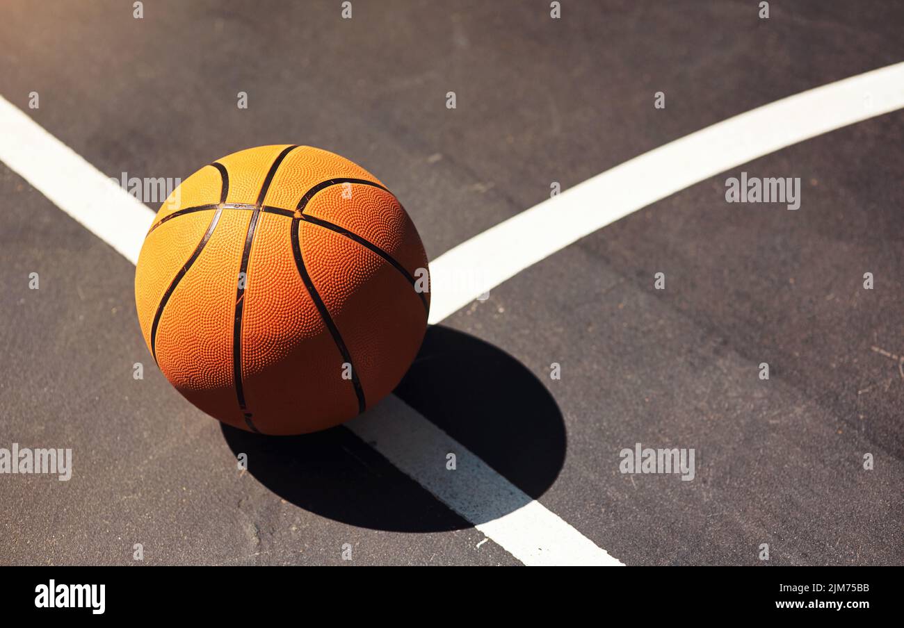 Basketball wallpaper hi-res stock photography and images - Alamy