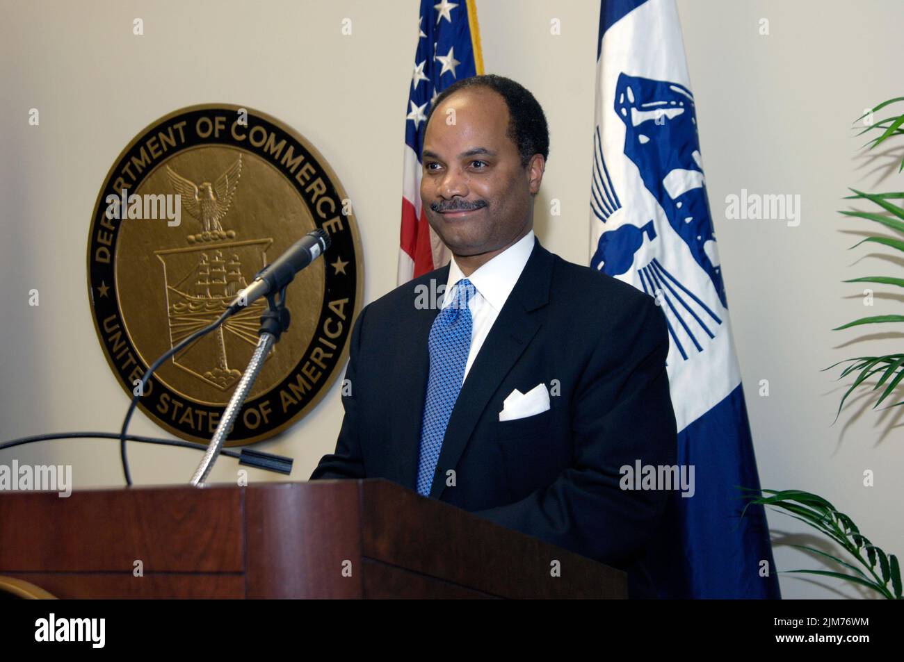 Office of the Secretary (Carlos Gutierrez) - Swearing-In Darryl Jackson ...