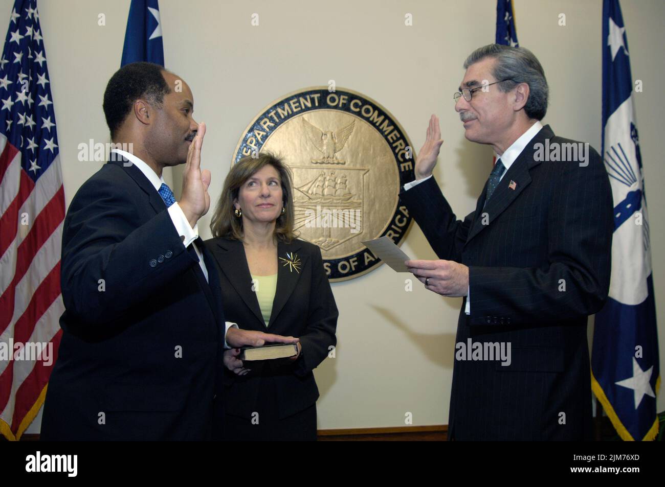 Office of the Secretary (Carlos Gutierrez) - Swearing-In Darryl Jackson ...