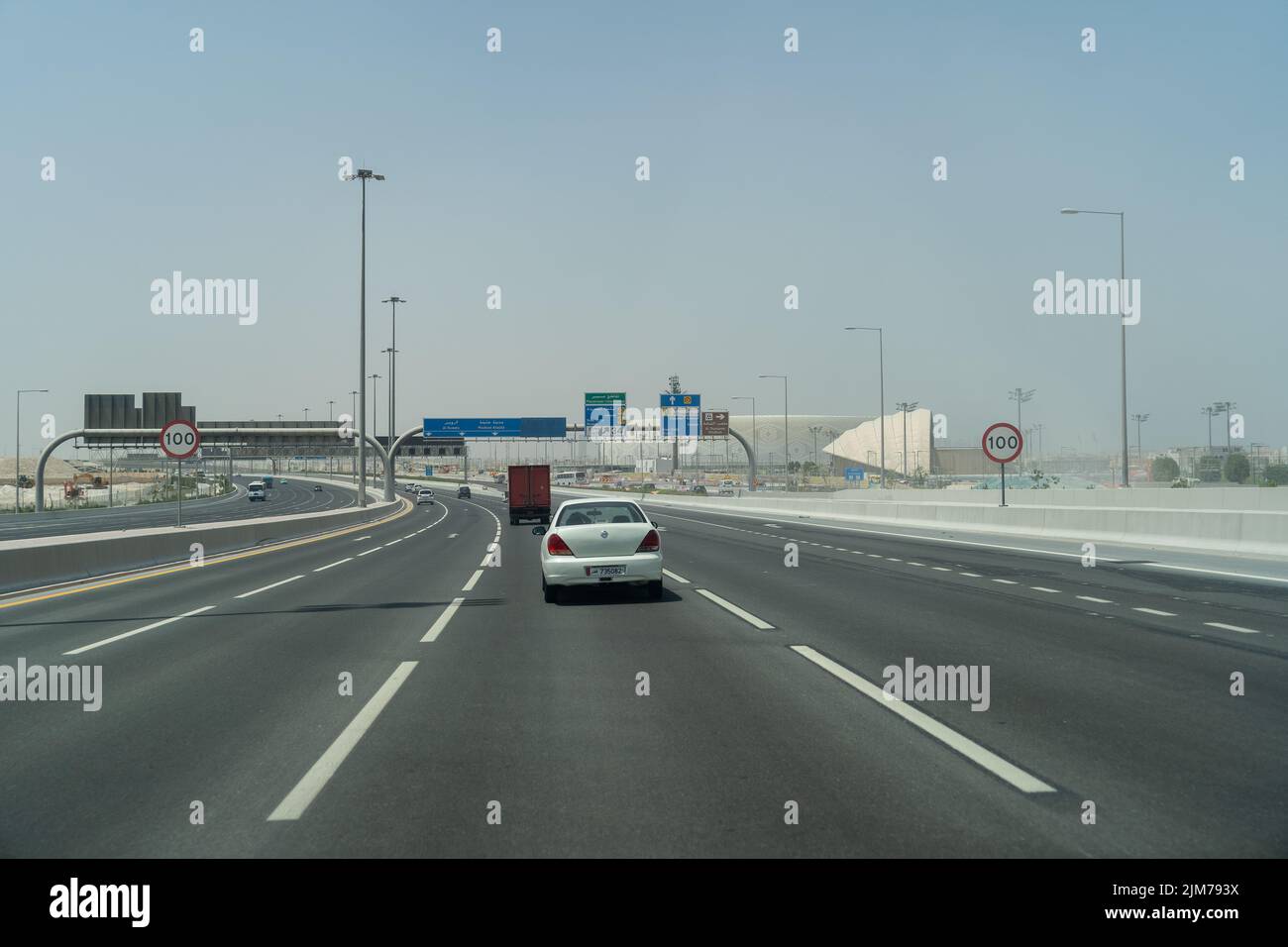 Doha road and express way, Qatar Stock Photo - Alamy