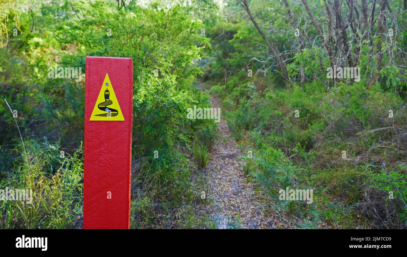 Waugal symbol of the Bibbulman Track Stock Photo - Alamy