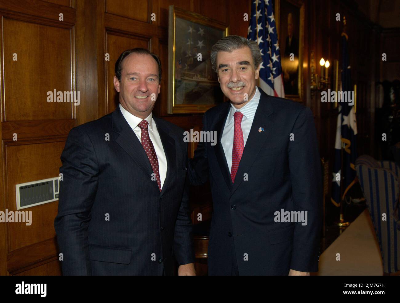 Australian prime minister office hi-res stock photography and images ...