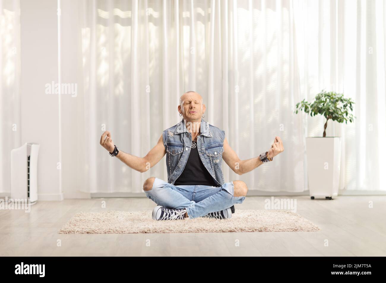 Man home meditation background hi-res stock photography and images - Alamy