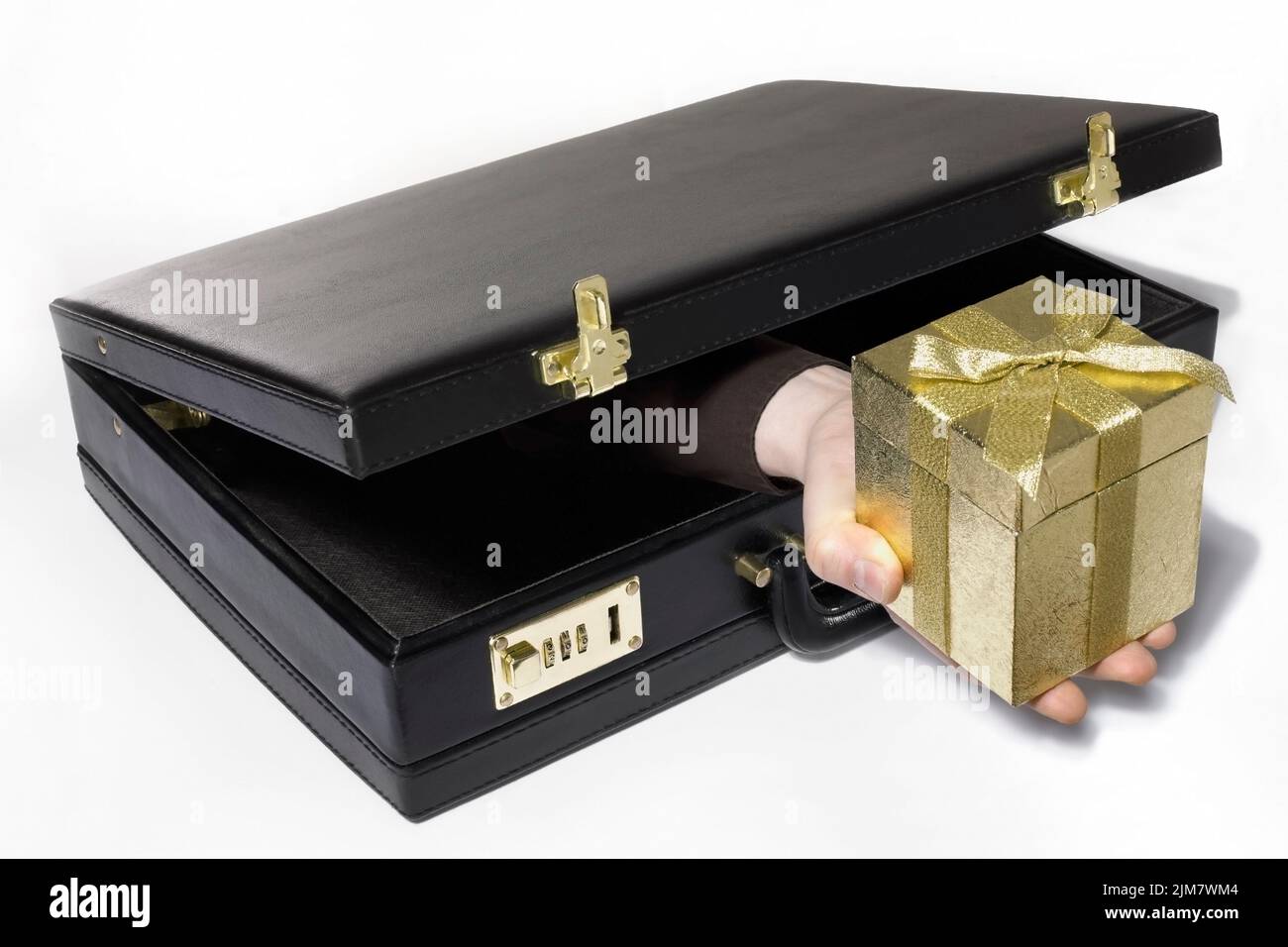 Gold suitcase hi-res stock photography and images - Alamy