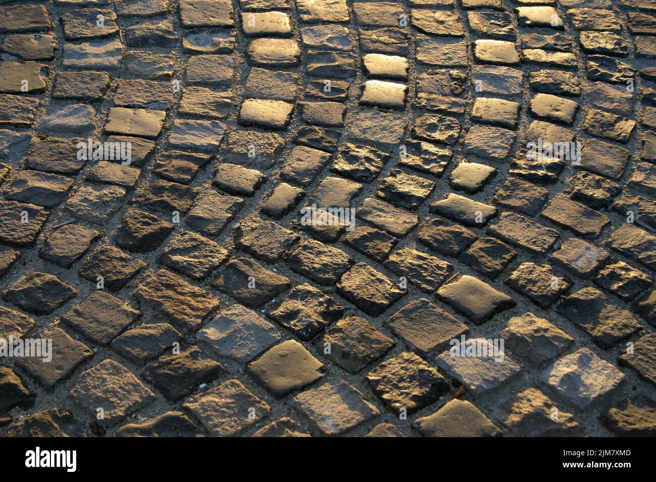 Historic cobble stone walkway hi-res stock photography and images - Alamy