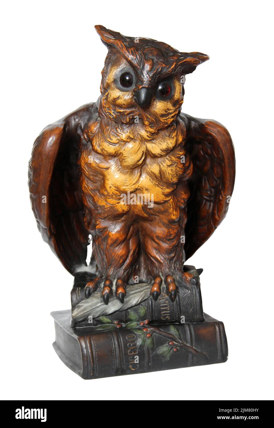 Sculpture of an owl Cut Out Stock Images & Pictures - Alamy