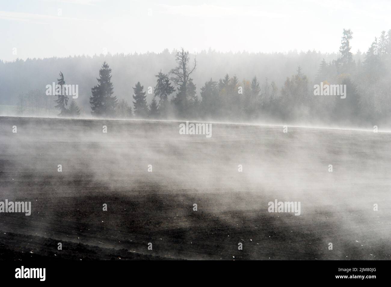 Haze field hi-res stock photography and images - Alamy