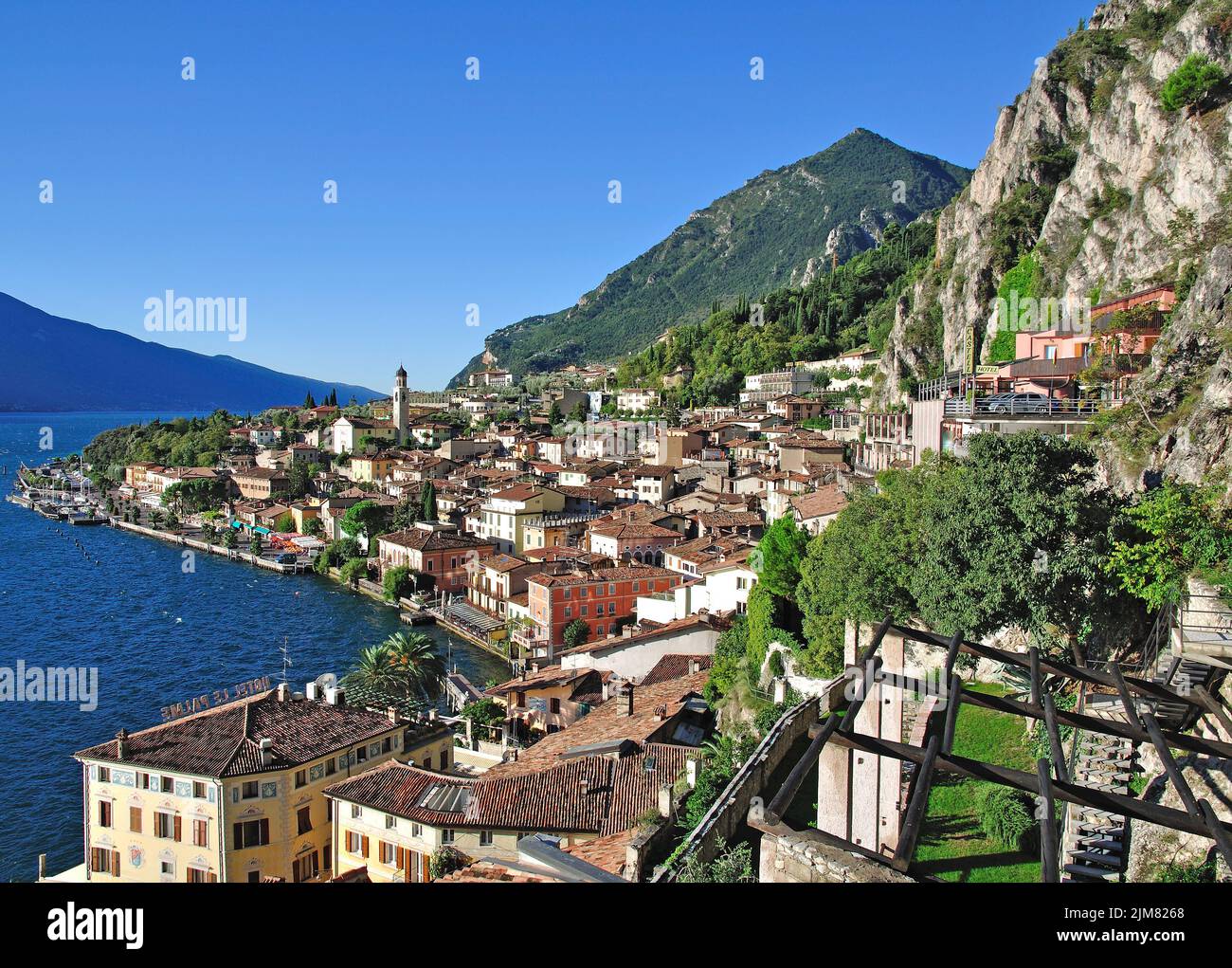 Garda lake lemon hi-res stock photography and images - Alamy