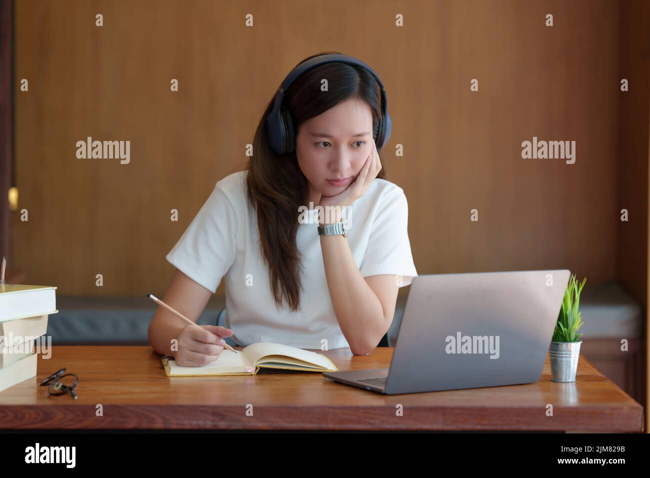 African school children laptop hi-res stock photography and images - Alamy
