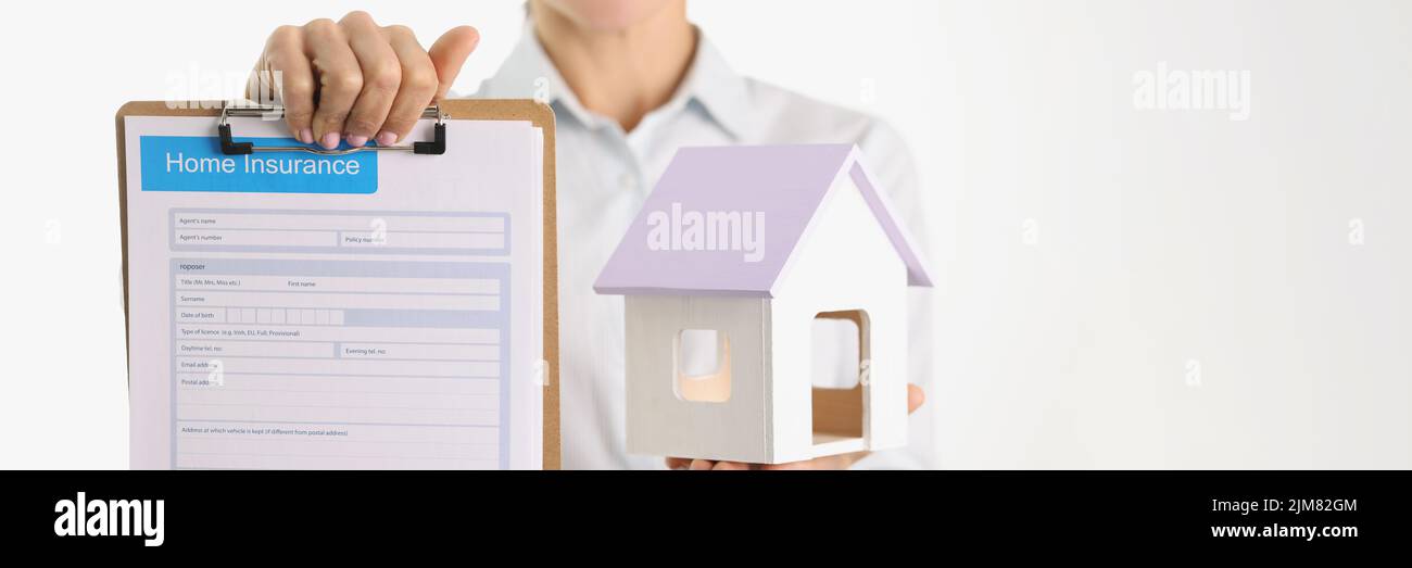 Woman sign document close up hi-res stock photography and images - Alamy