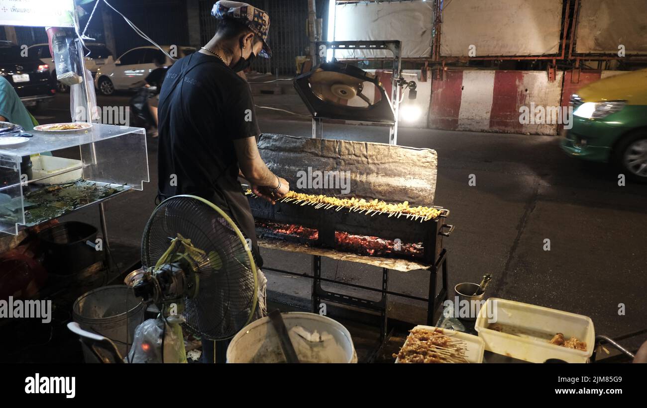 Meat eating community hi-res stock photography and images - Alamy