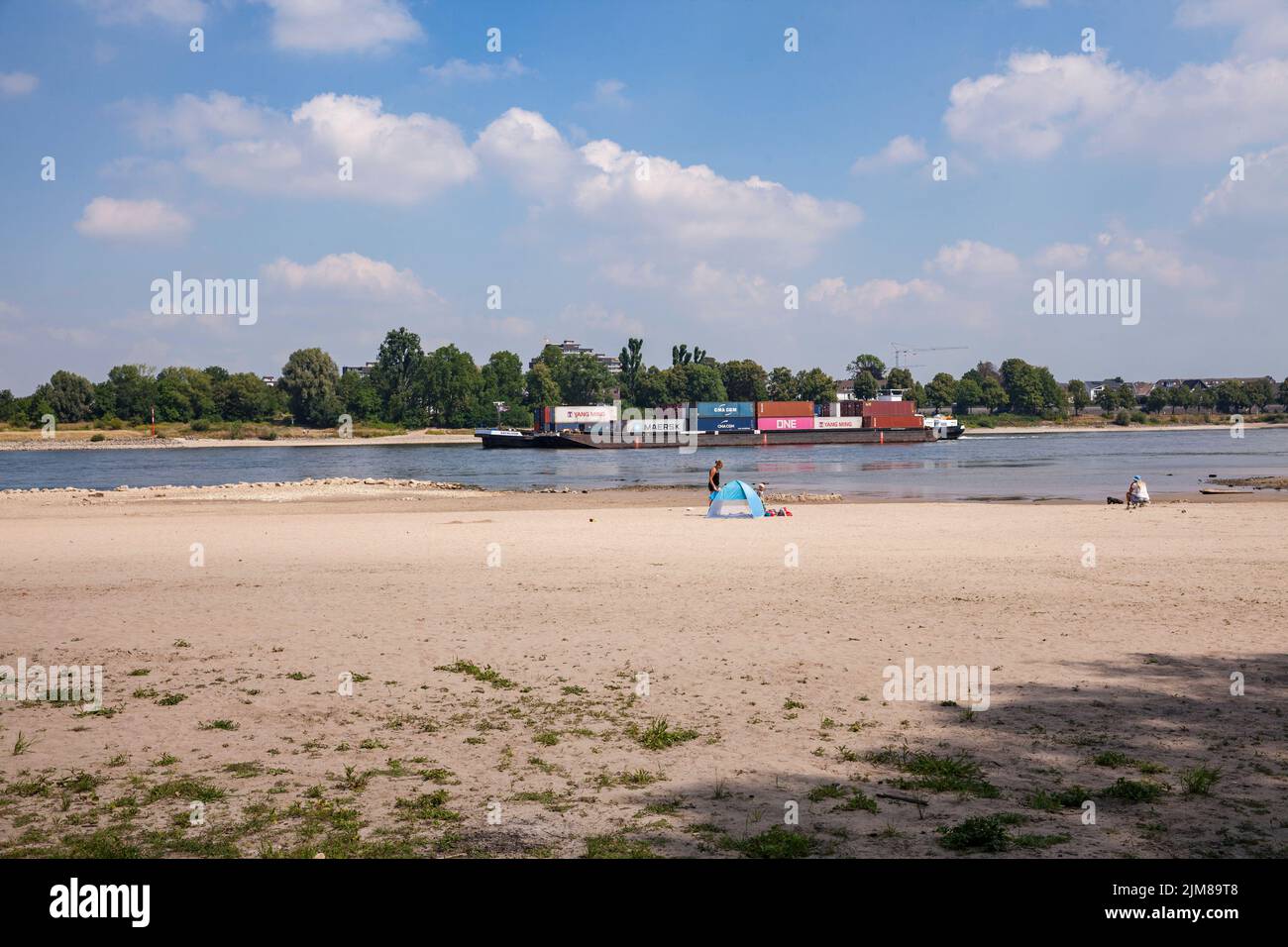low water level of the river Rhine, July 30, 2022, banks of the river ...