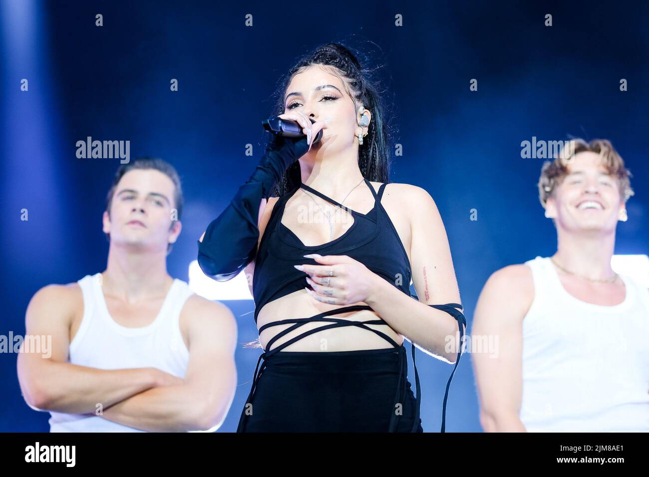 Mabel (Mabel Alabama-Pearl McVey) performing during Somerset House ...