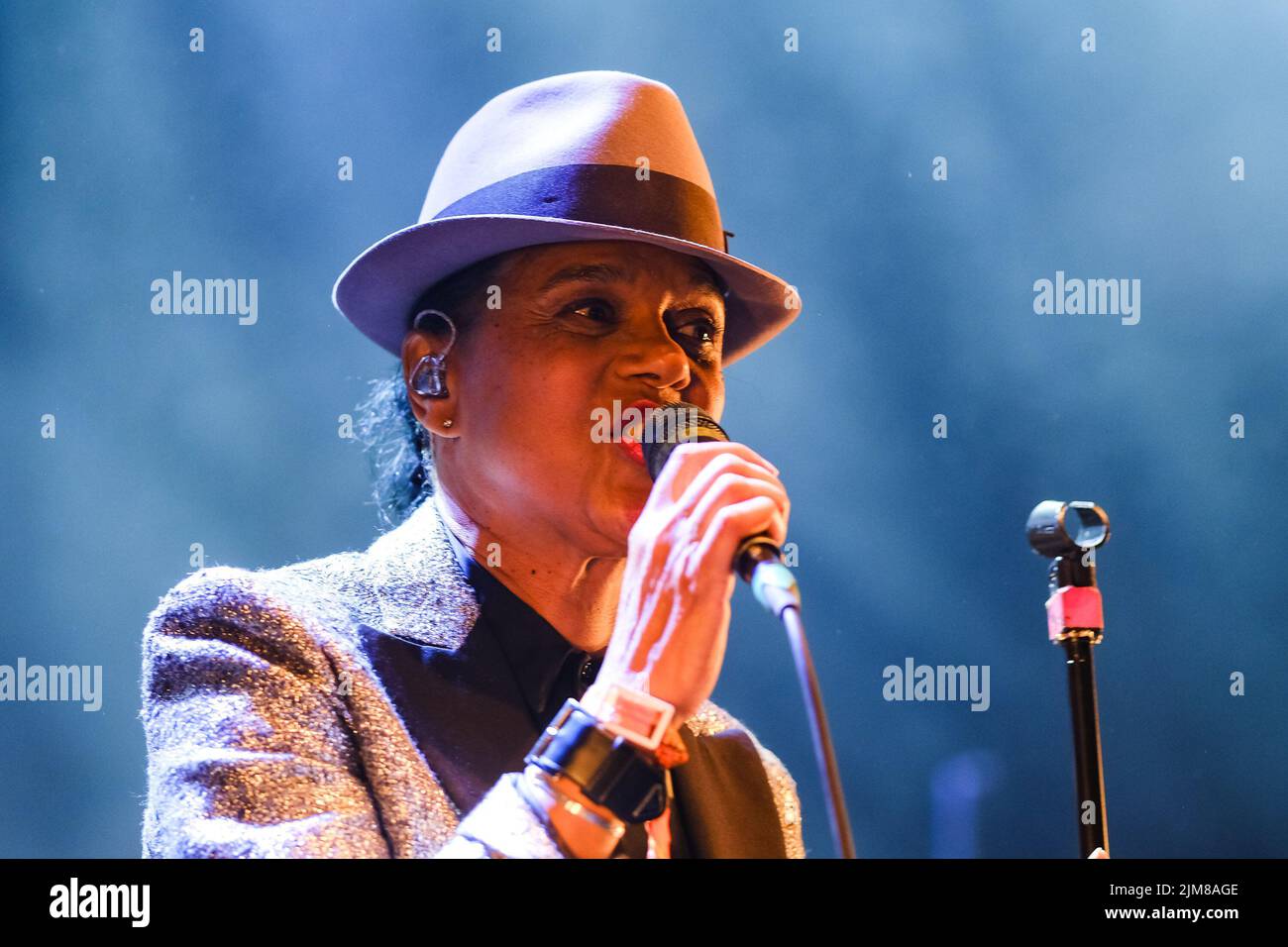 Pauline black singer hi-res stock photography and images - Alamy