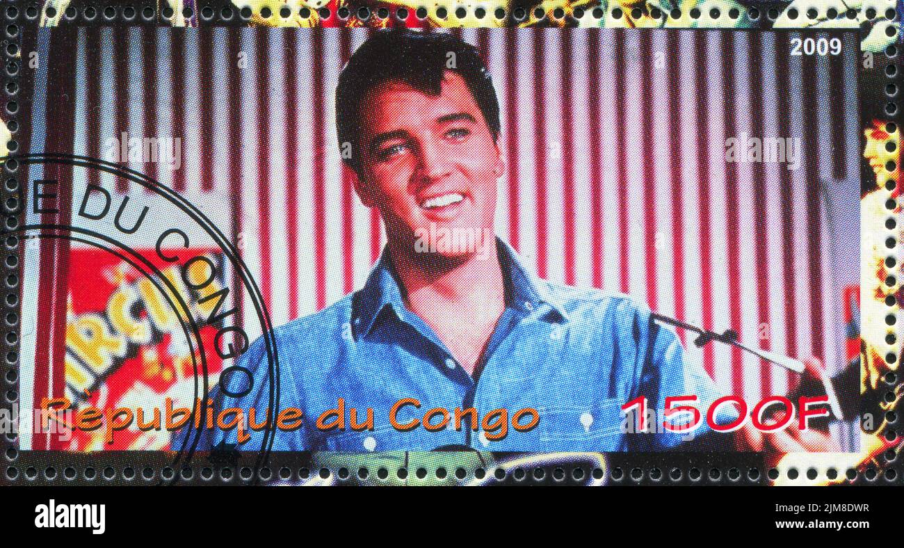 Elvis hair man hi-res stock photography and images - Alamy