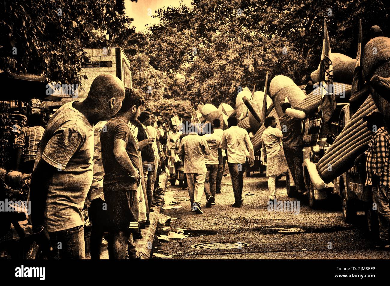 Crowd watching protests happening in Delhi Stock Photo - Alamy