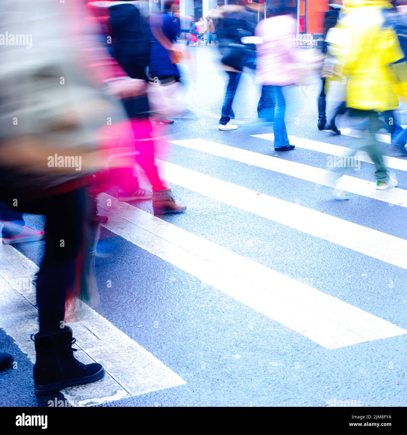 People cross zebra crossing hi-res stock photography and images - Alamy