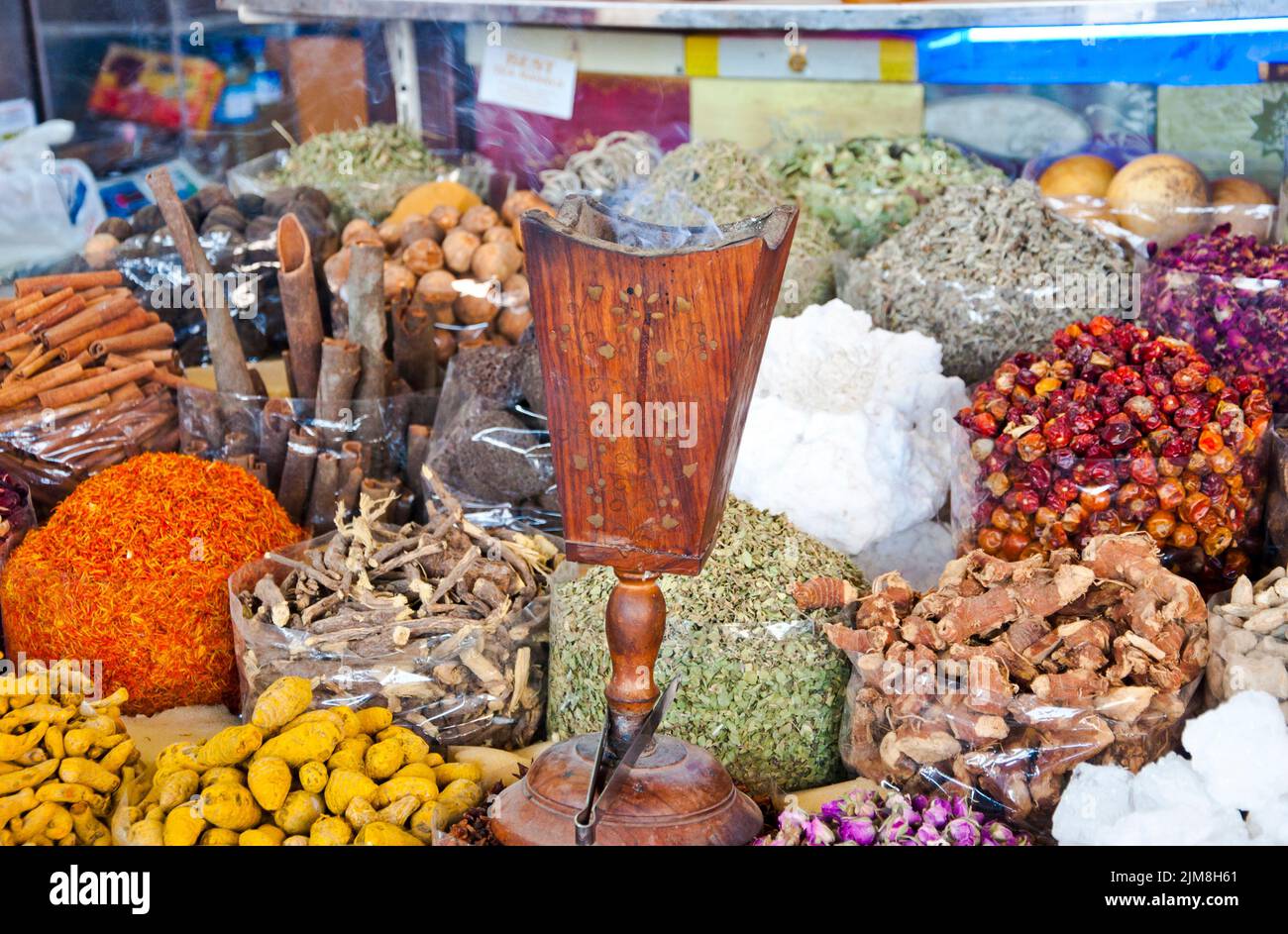 Spice trade middle east hi-res stock photography and images - Alamy