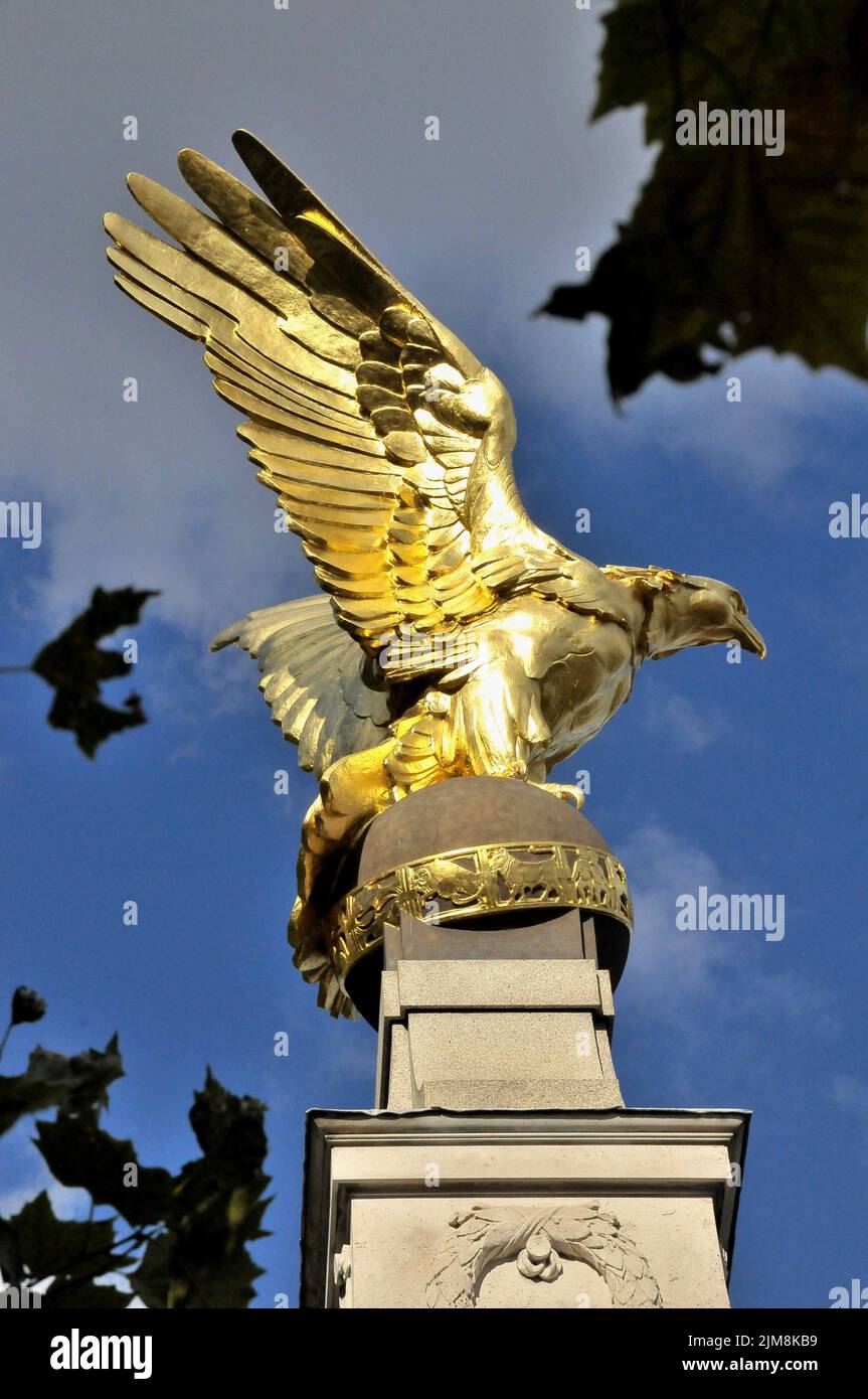Raf memorial hi-res stock photography and images - Alamy