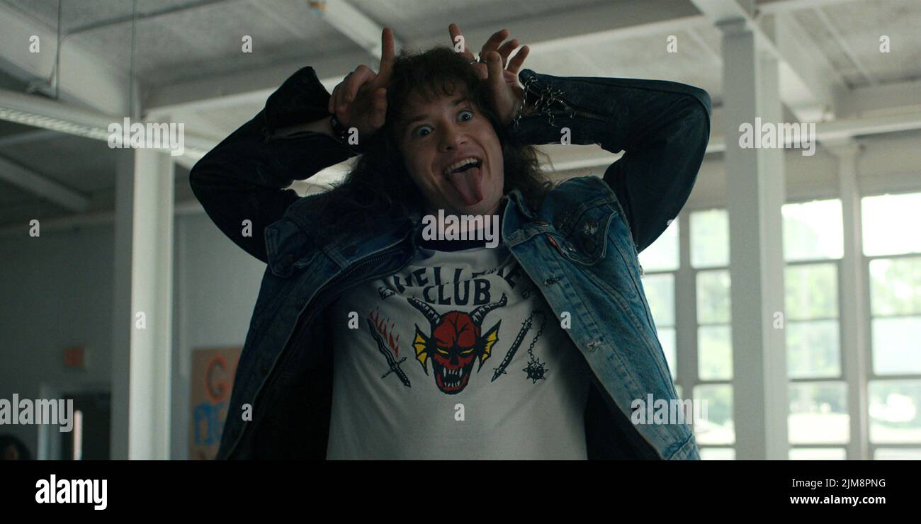 JOSEPH QUINN in STRANGER THINGS (2016), directed by MATT DUFFER and ...