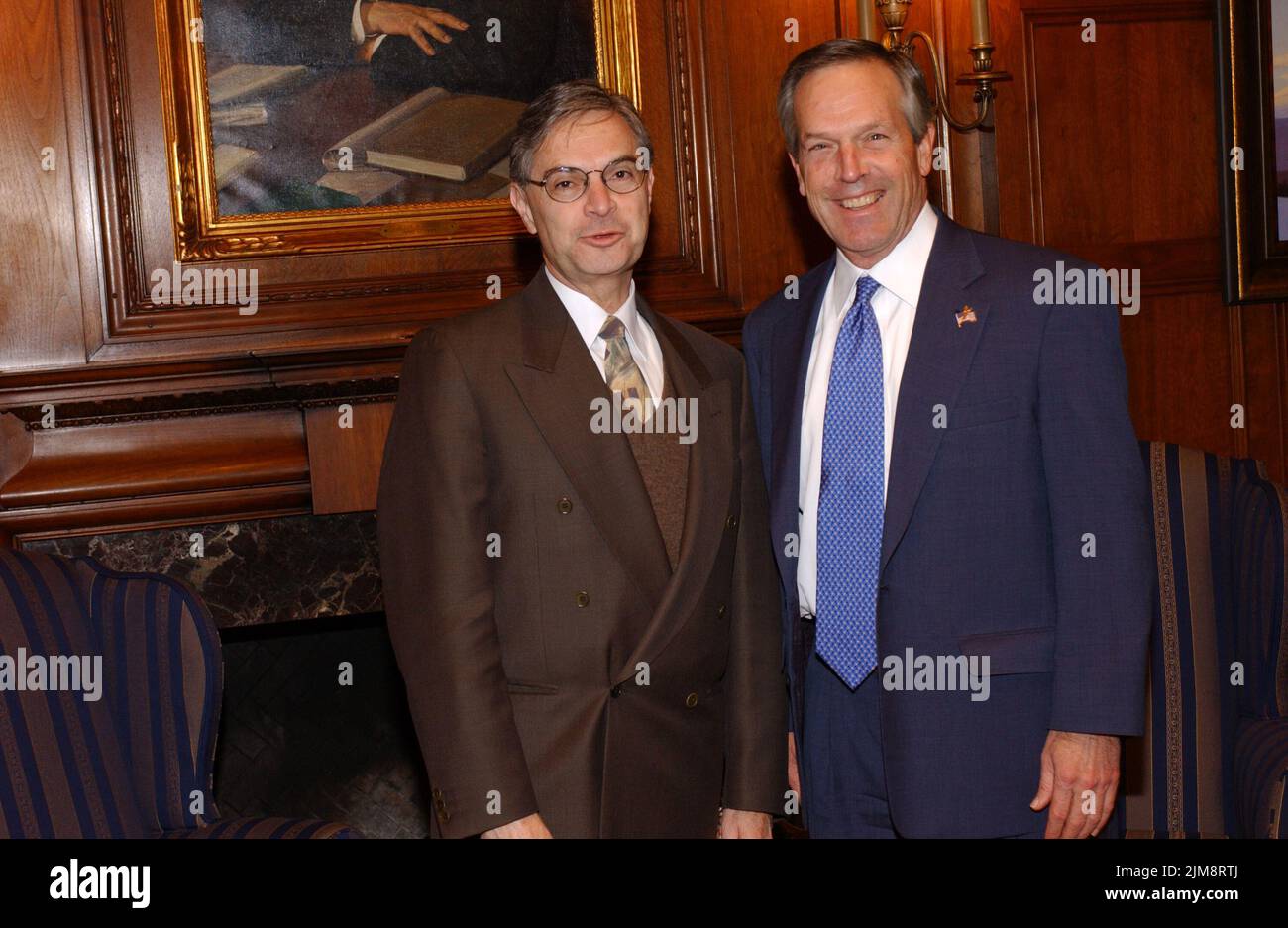 Office of the Secretary - SECRETARY DONALD EVANS WITH MINISTER DEBREZ ...