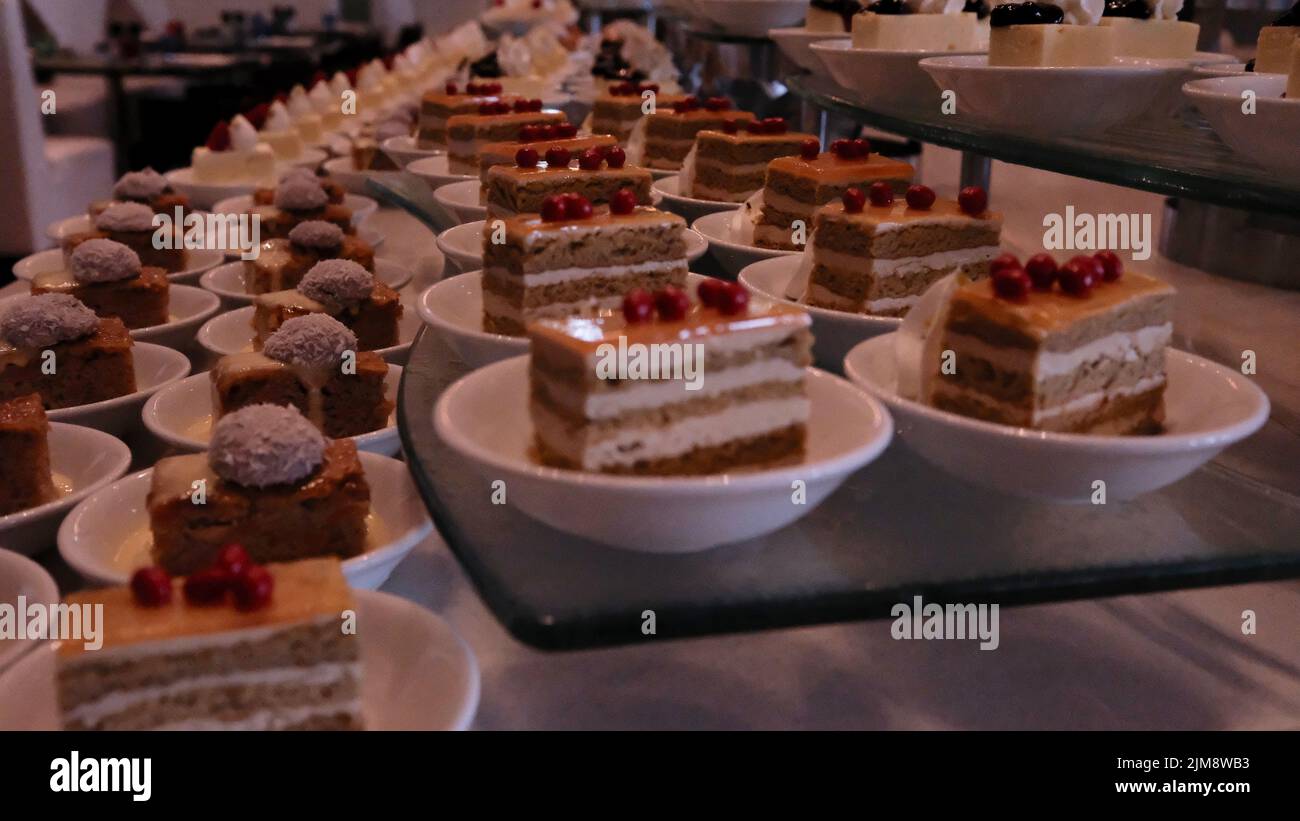 Serve sweets hi-res stock photography and images - Alamy