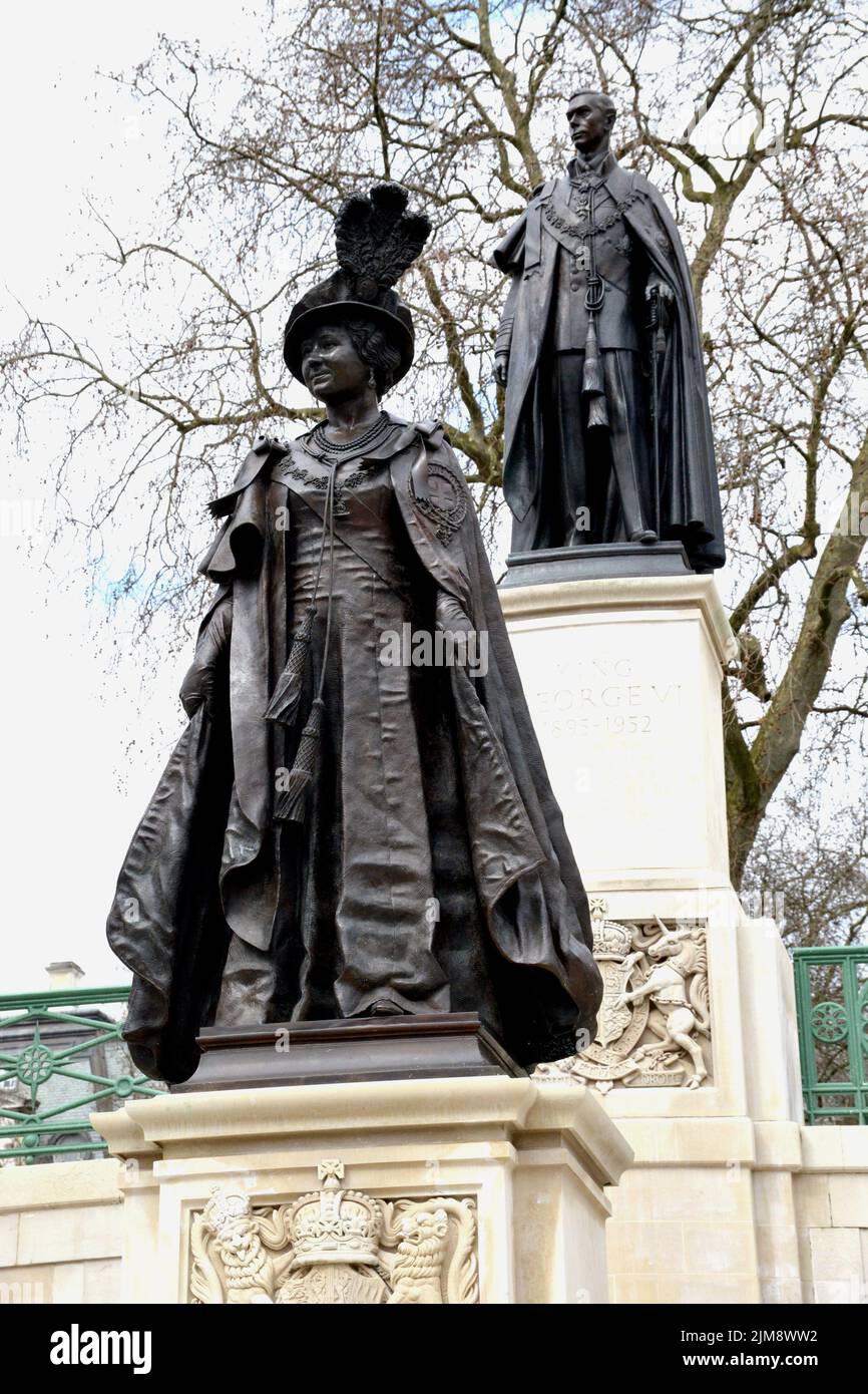 George v1 elizabeth mother hi-res stock photography and images - Alamy