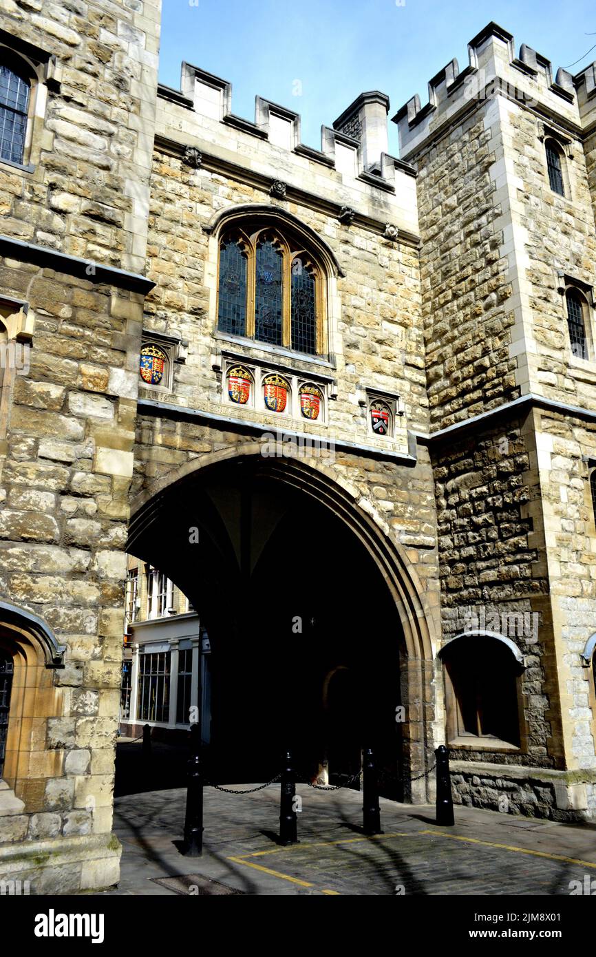 Priory gate london hi-res stock photography and images - Alamy
