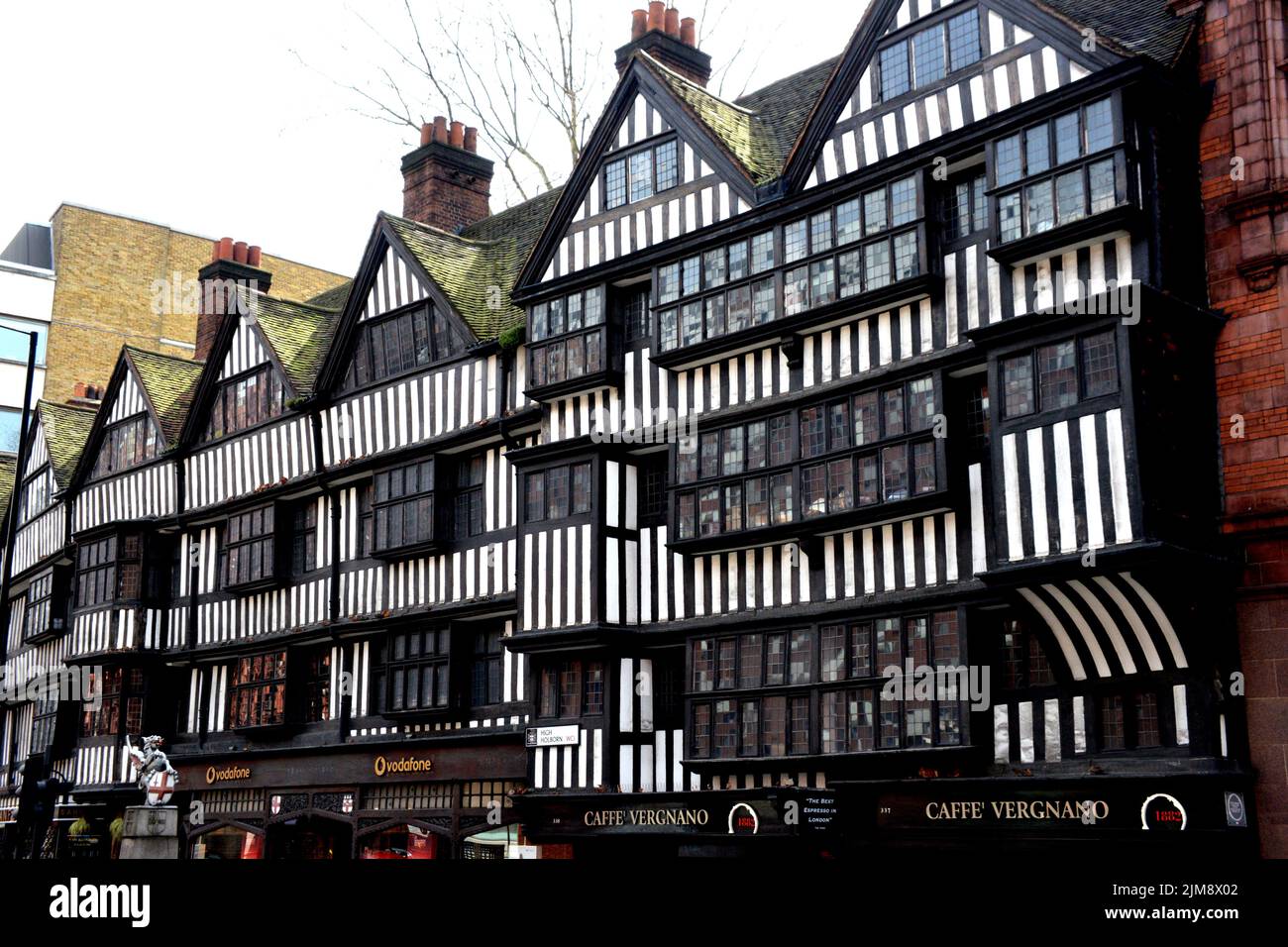 Staples Inn London Stock Photo - Alamy