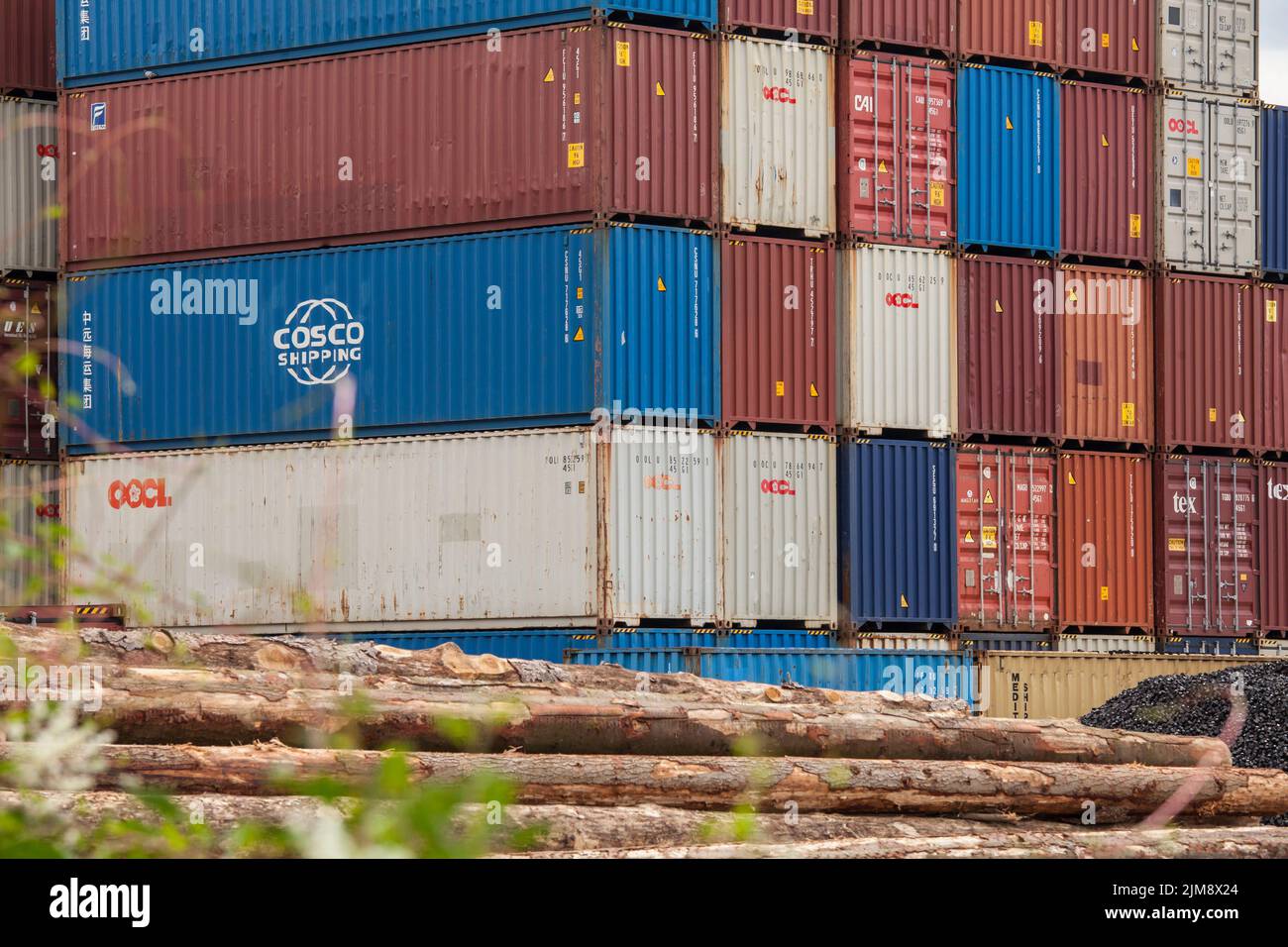 the container terminal of the Rhine port in the town district Niehl ...