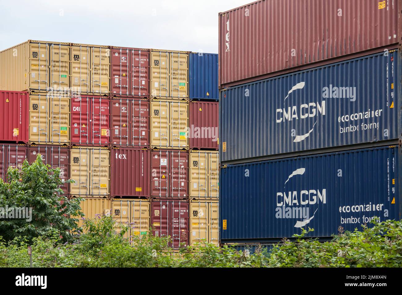 the container terminal of the Rhine port in the town district Niehl ...