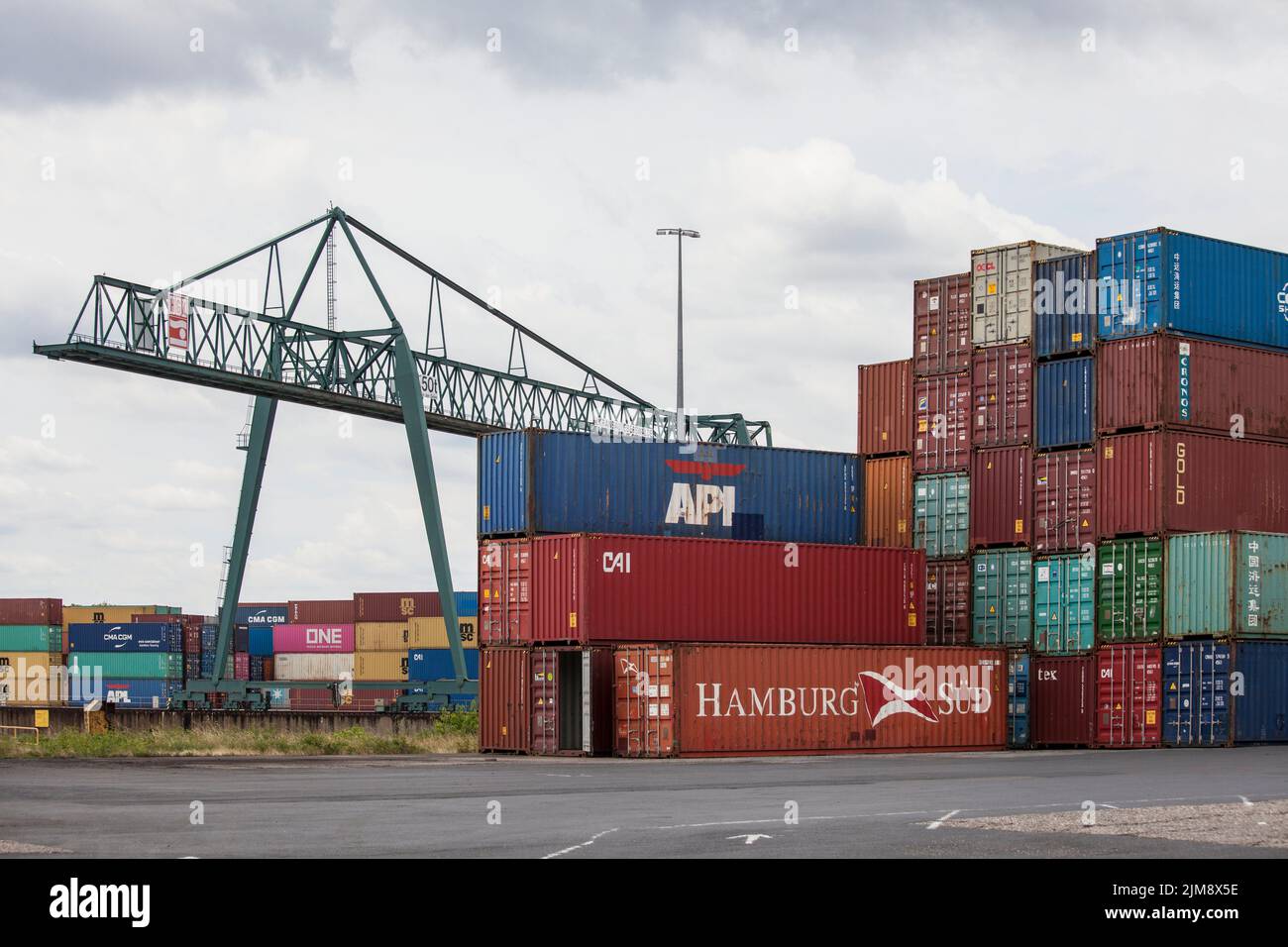 the container terminal of the Rhine port in the town district Niehl ...