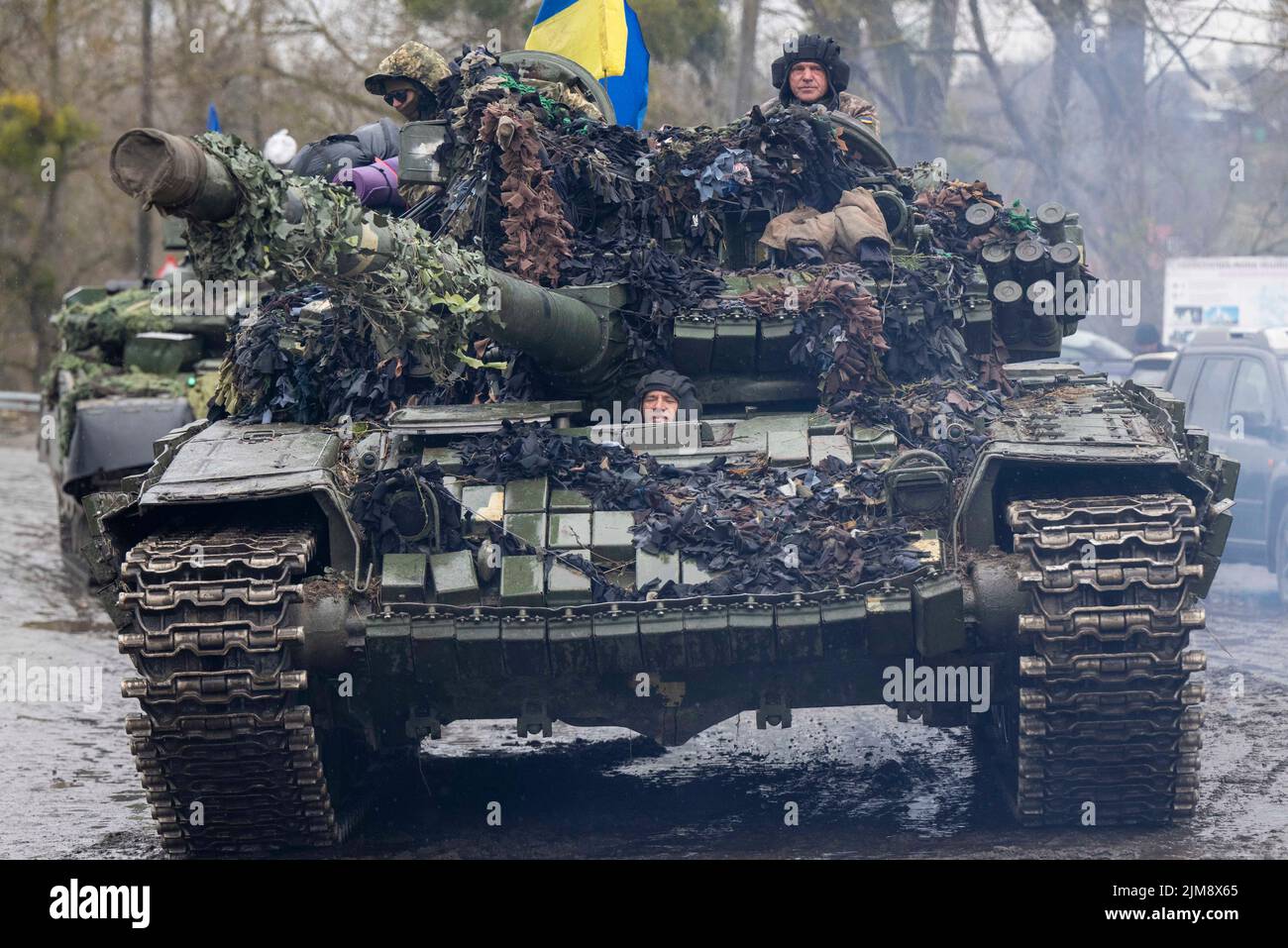 , Ukraine. Pic Shows Ukranian tanks and armour on the move today acroos ...