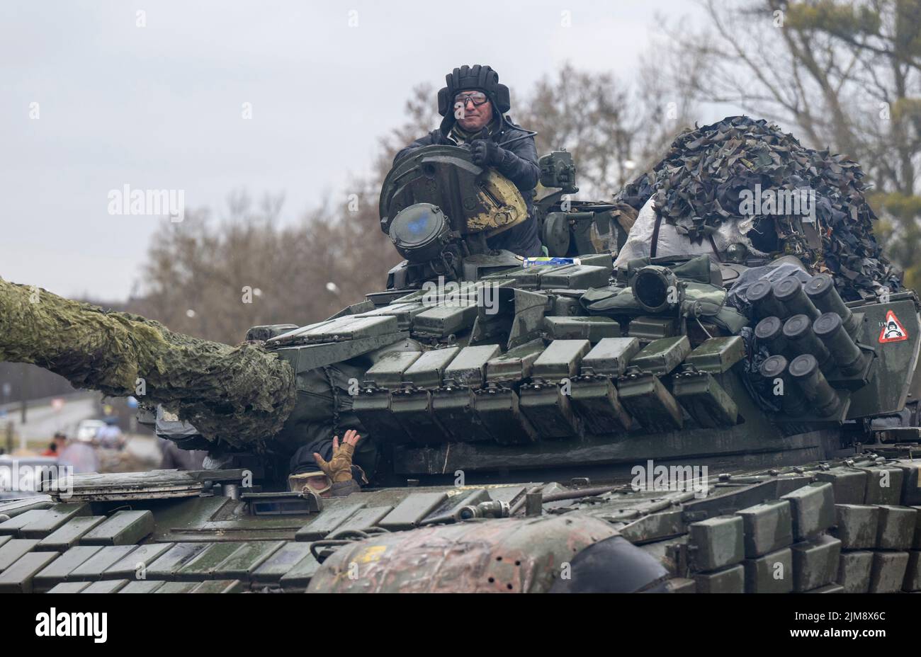 , Ukraine. Pic Shows Ukranian tanks and armour on the move today acroos ...