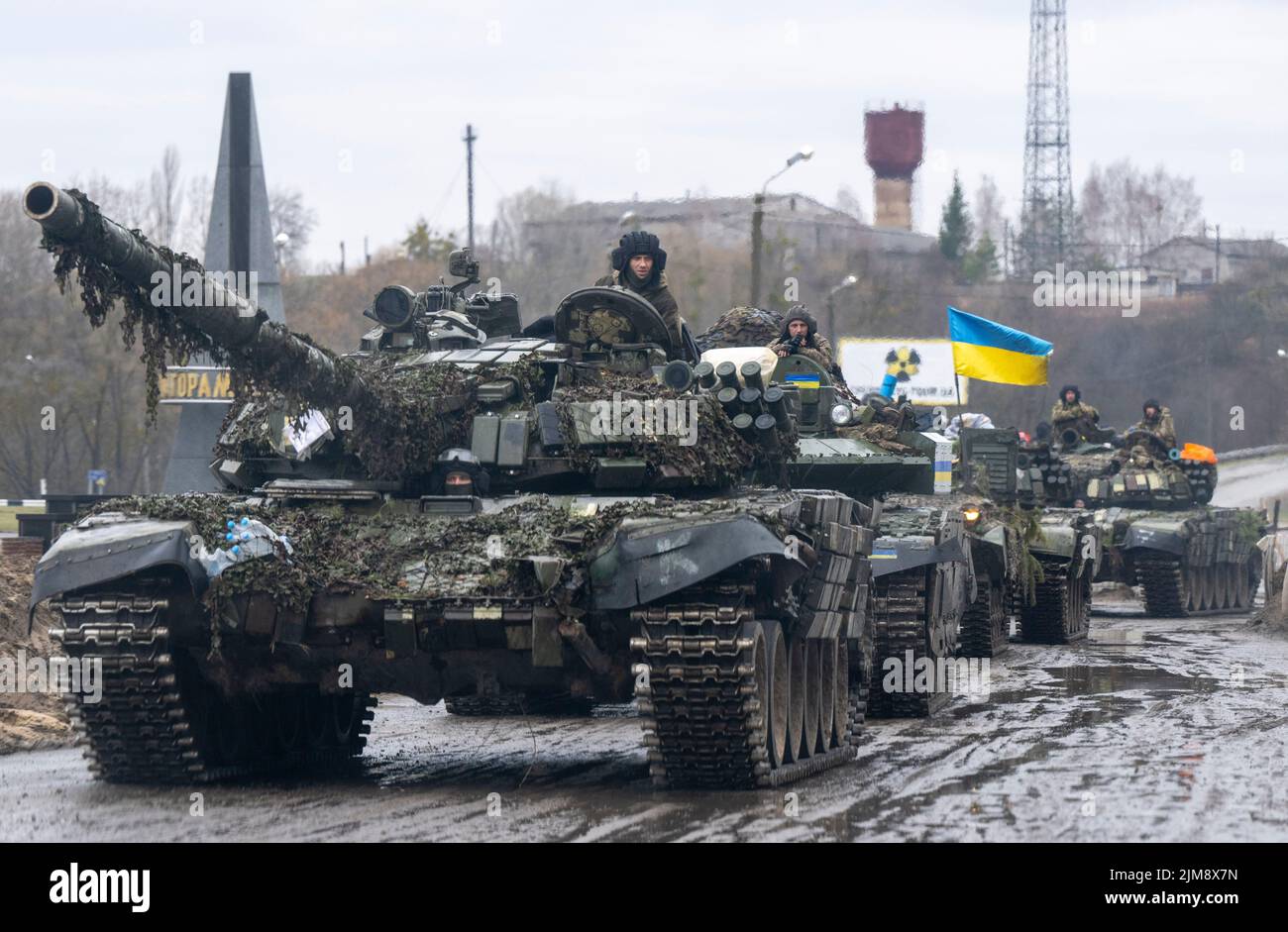 , Ukraine. Pic Shows Ukranian tanks and armour on the move today acroos ...
